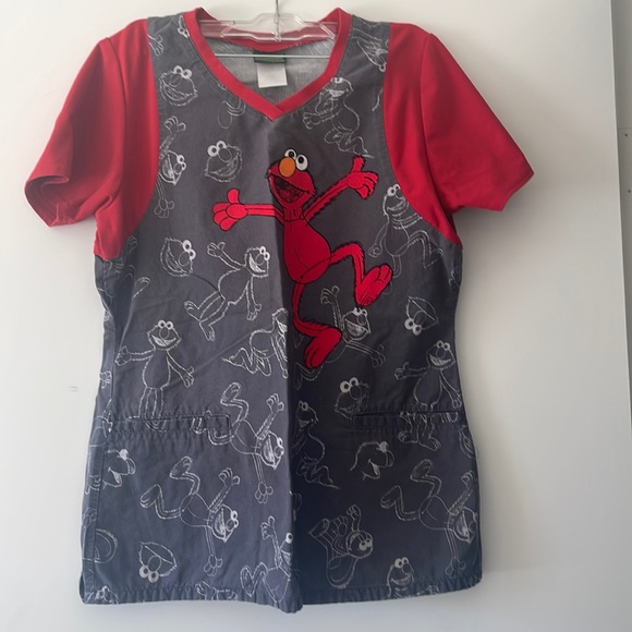 Sesame Street | Other | Sesame Street Elmo Scrub Top | Poshmark